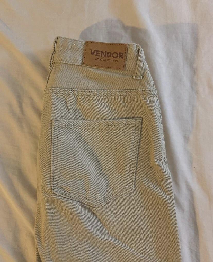 Beige Jeans Shein (collaboration with Nailea Devora), Women's Fashion ...