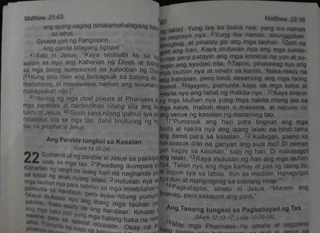 Bible - The Gospels (Pinoy Version) Mini Book, Hobbies & Toys, Books ...