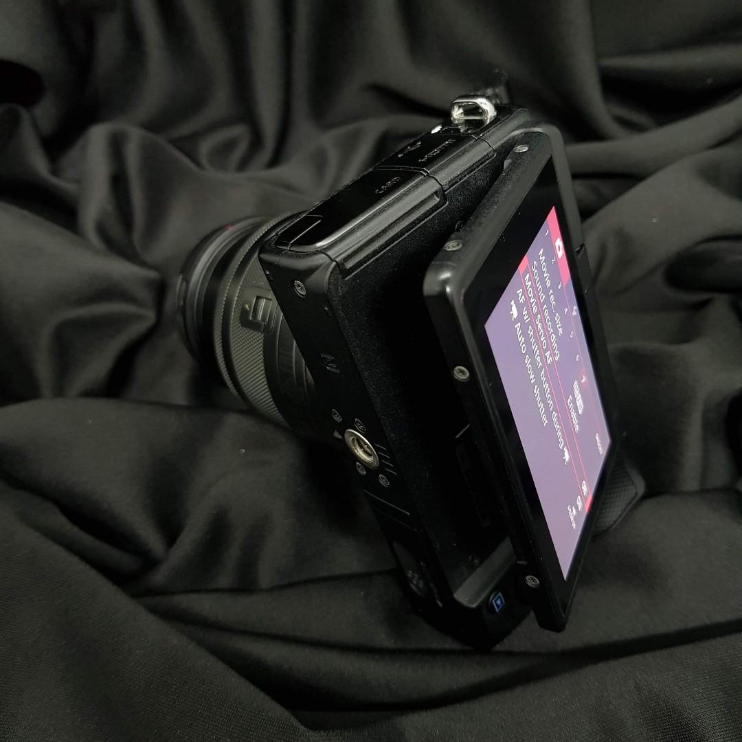 Canon EOS M100 Black, Photography, Cameras on Carousell