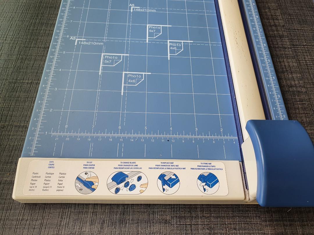 Carl Paper Cutter Trimmer A3 RT-218 Made in Japan, Hobbies & Toys ...