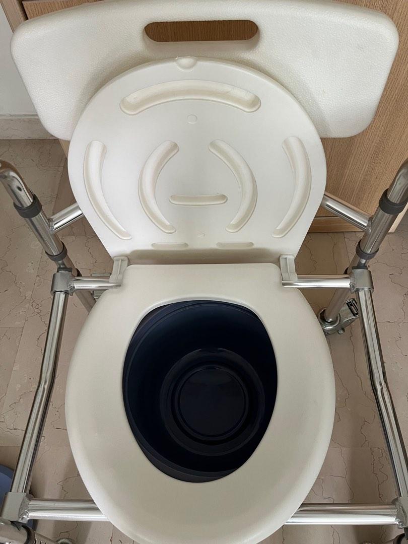 Commode with wheels, Health & Nutrition, Assistive & Rehabilatory Aids ...