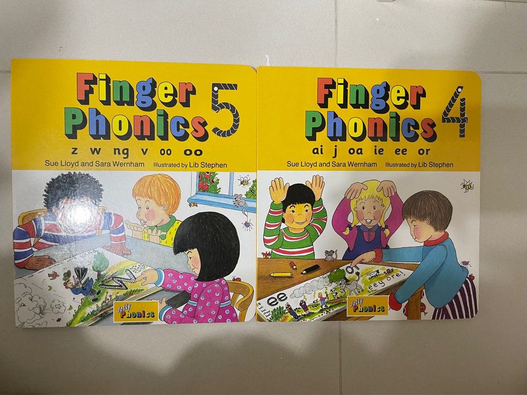 Finger phonics book 4&5, 興趣及遊戲, 書本 & 文具, 小朋友書 - Carousell