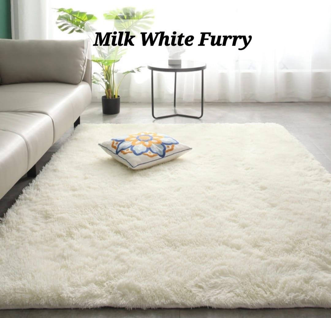 Furry Carpet JUMBO! ( FREE DELIVERY!! ) , Furniture & Home Living, Home ...