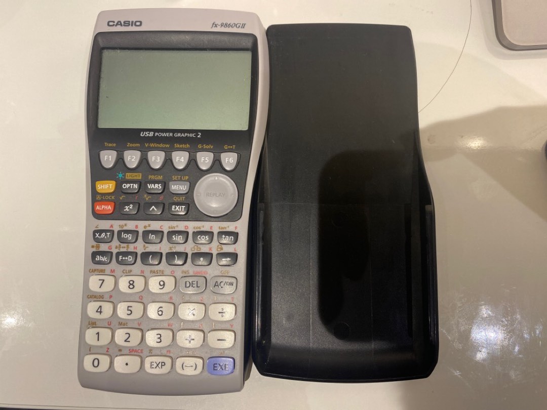 fx-9860GII graphical calculator Alevel /GCE statistic, 其他, 其他 - Carousell