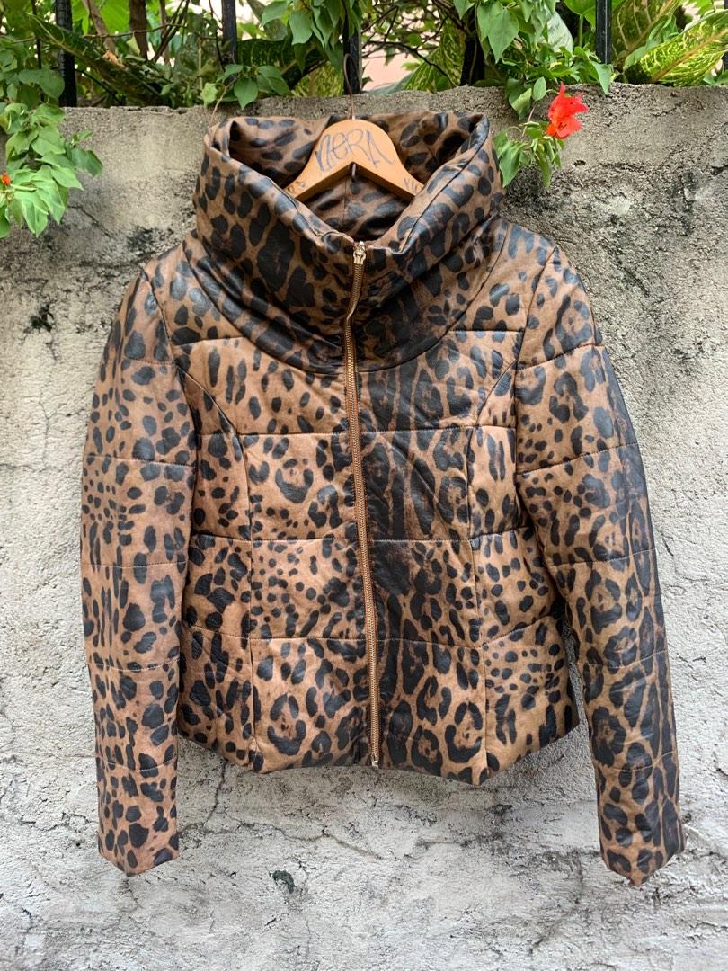GUCCI LEOPARD CAMO PUFFER, Women's Fashion, Coats, Jackets and ...