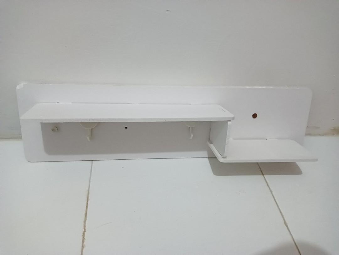 Hiasan Dinding Estetik, Perabotan Rumah di Carousell