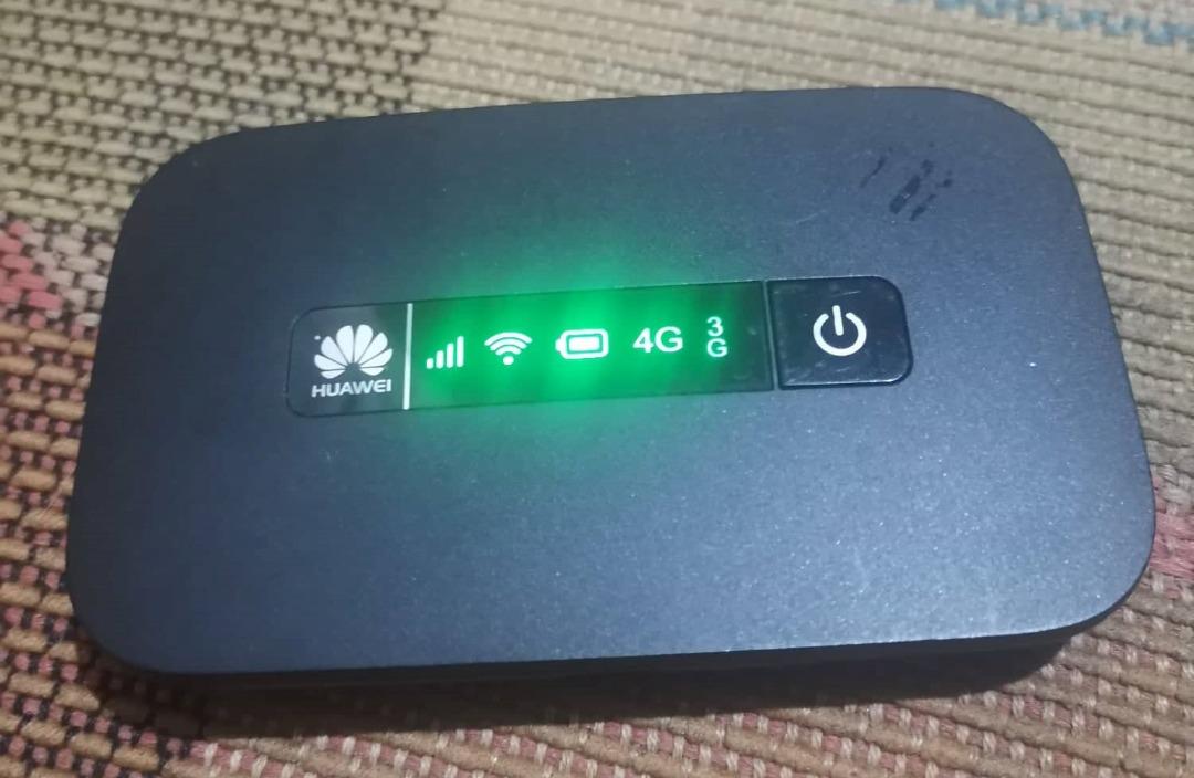 Huawei E5373s-928 E5373 Mobile WiFi Router 4G, Computers & Tech, Parts ...