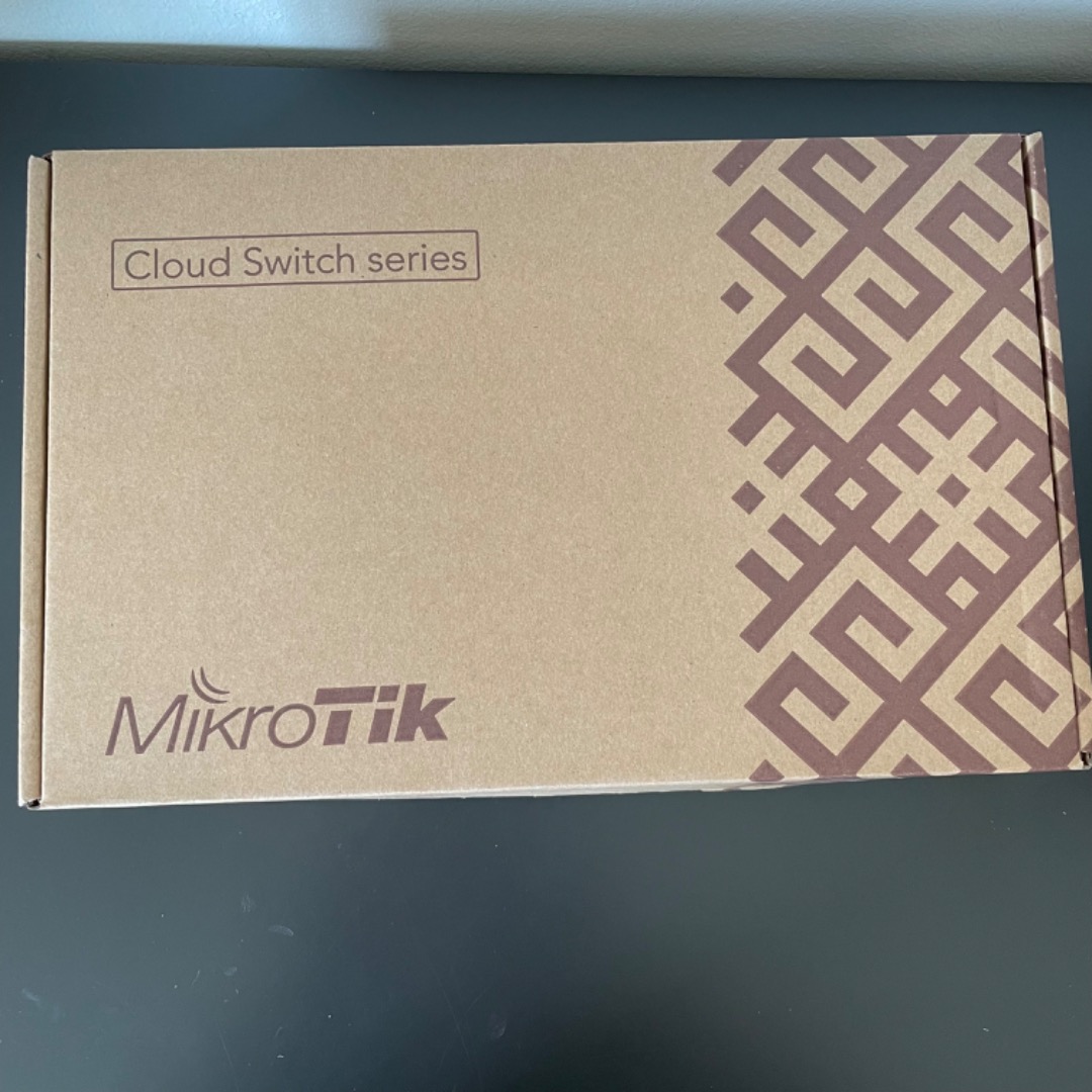 MikroTik CSS610-8G-2S+IN Cloud Smart Switch, Computers & Tech, Office ...
