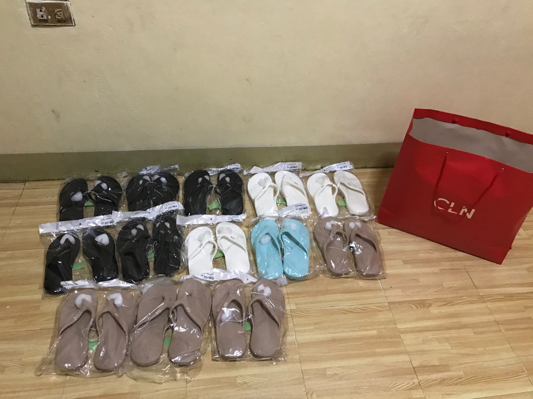 Original CLN, Women's Fashion, Footwear, Slippers and slides on Carousell