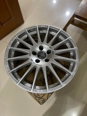 Oz Racing Super Turismo (original) 18s, Car Parts & Accessories, Mags ...