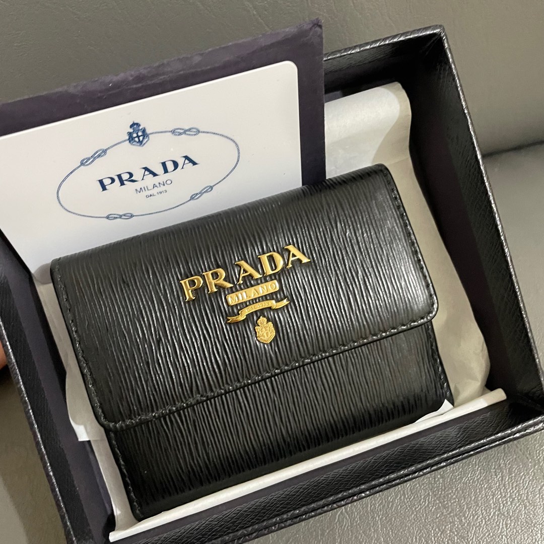 PRADA COMPACT WALLET, Luxury, Bags & Wallets on Carousell