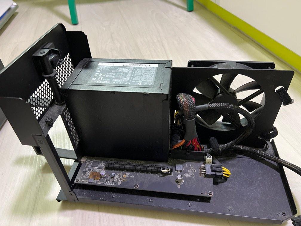 RAZER Core X eGPU enclosure, TB3 Cable included (Reserved until 16 OCT ...