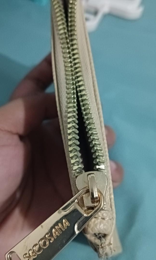 Secosana Card/Wallet, Women's Fashion, Bags & Wallets, Wallets & Card ...