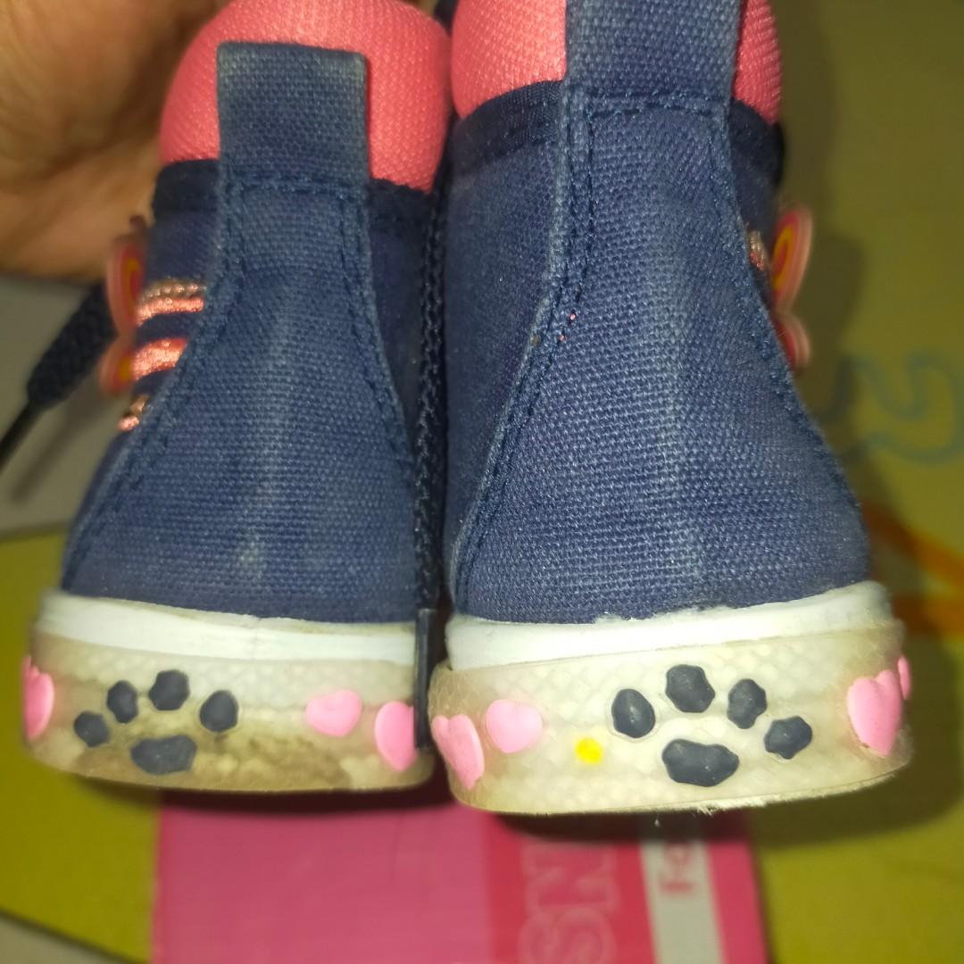 Snoopy Boots for kids, Babies & Kids, Babies & Kids Fashion on Carousell