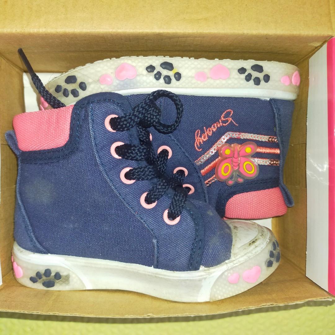 Snoopy Boots for kids, Babies & Kids, Babies & Kids Fashion on Carousell