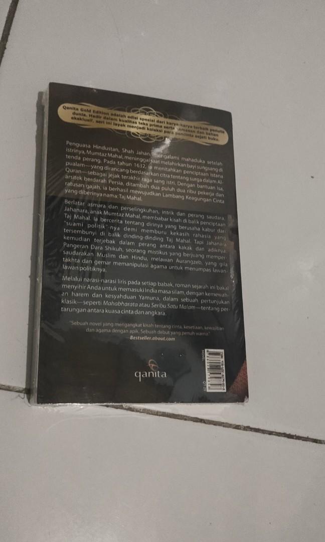 Taj Mahal [Gold Edition] - John Shors, Buku & Alat Tulis, Buku di Carousell