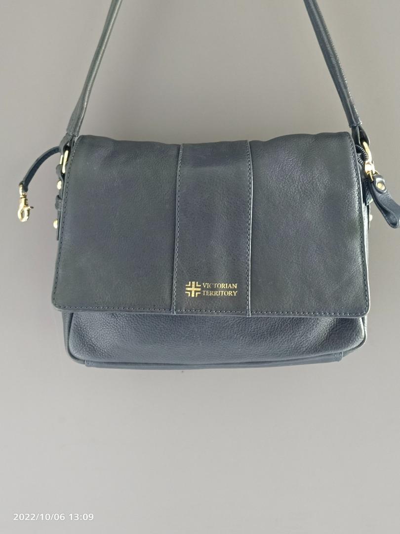 Victorian Territory leather bag(dark blue color), Women's Fashion, Bags ...
