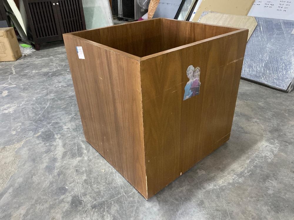 Wooden Storage Box Brown Colour / Kotak Penyimpanan Kayu Warna Coklat ...