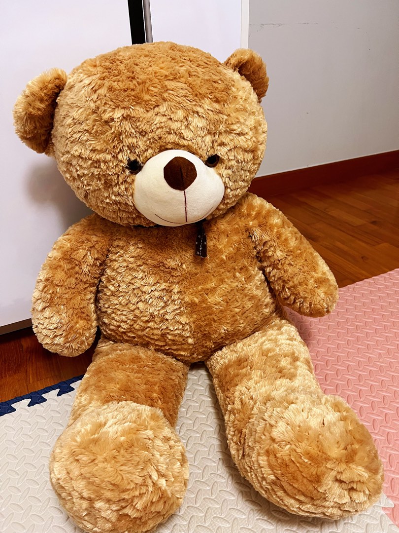 1m Teddy Bear, Hobbies & Toys, Toys & Games on Carousell