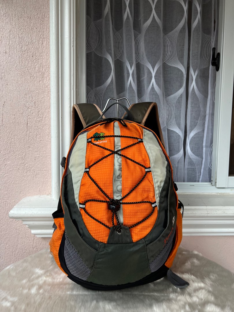 Authentic KOLON SPORT Mercury 27 Padded Backpack in Tangerine and Olive ...