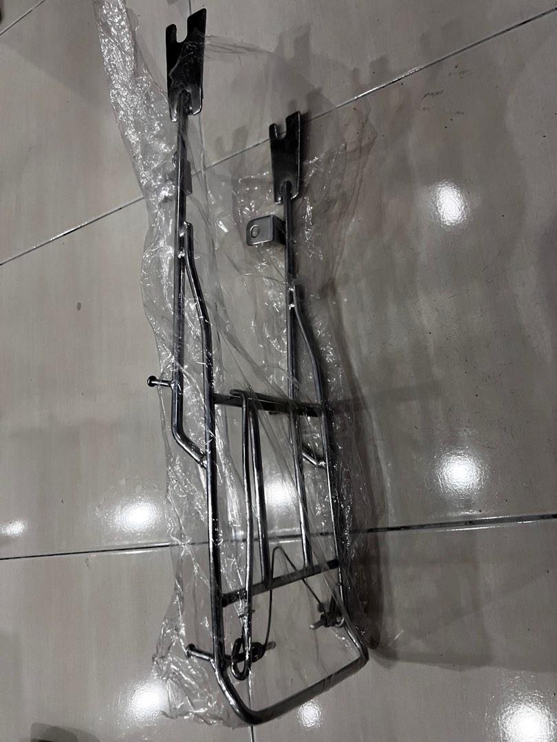 C70 REAR RACK KEPIT HONDA, Motorbikes on Carousell