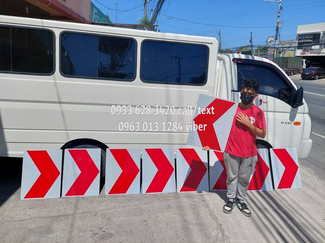 CHEVRON SIGN ROAD SIGN, Commercial & Industrial, Construction ...