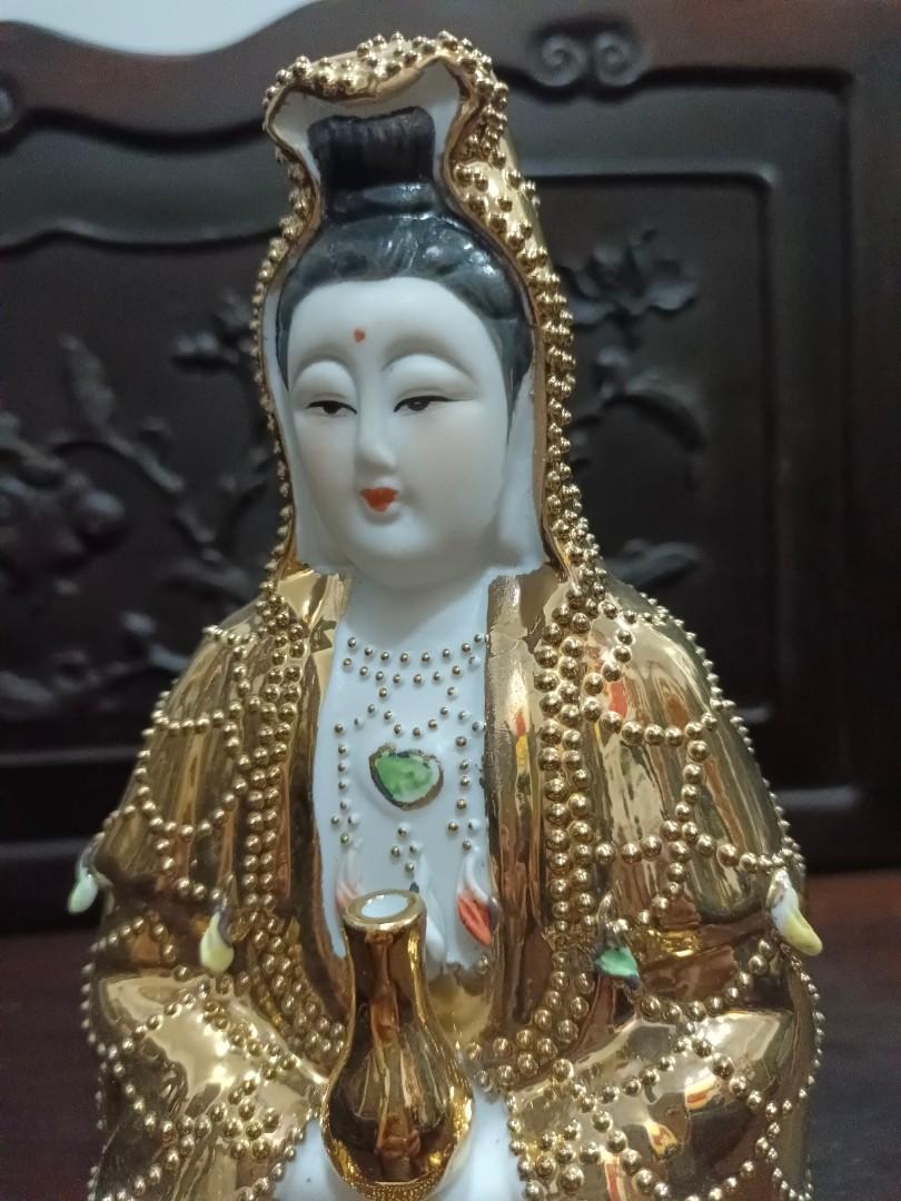 Chinese porcelain gold kwan yin statue, Hobbies & Toys, Collectibles ...