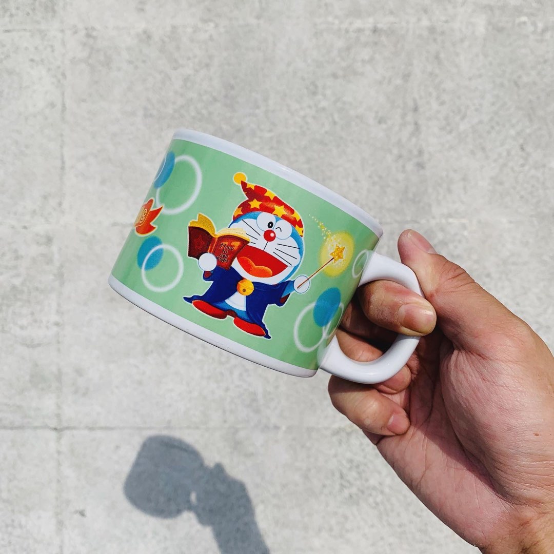Circle K Sunkus x DORAEMON 早期日本OK超商 多拉A夢馬克杯, 家具及居家用品, 廚具和餐具, 餐具和餐具在旋轉拍賣