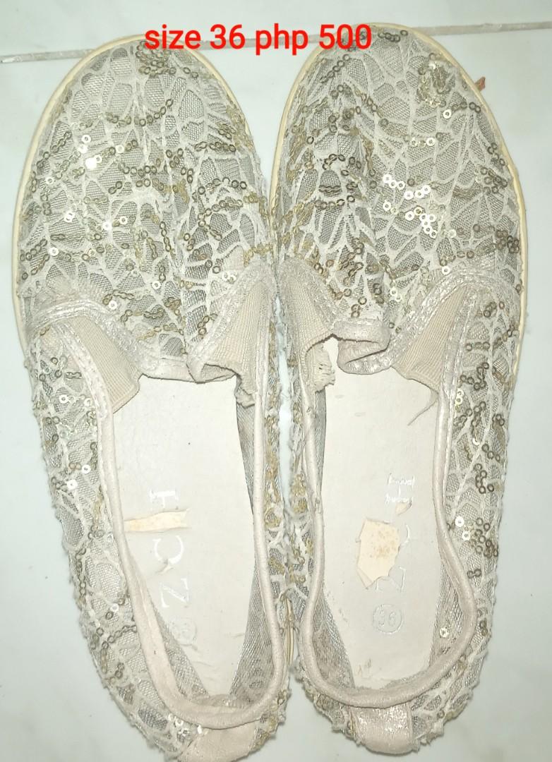 Crocs so fab monobo etc, Women's Fashion, Footwear, Flats & Sandals on ...