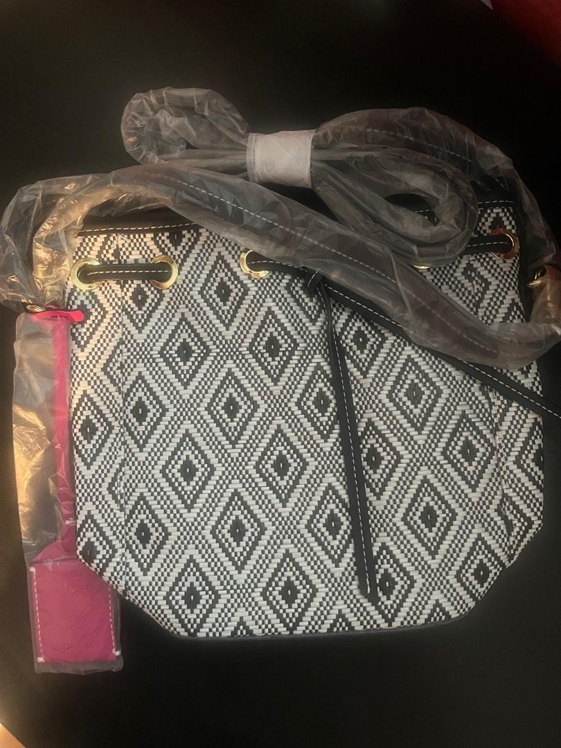 Estee Lauder Aztec/Tribal woven bucket bag, Women's Fashion, Bags ...