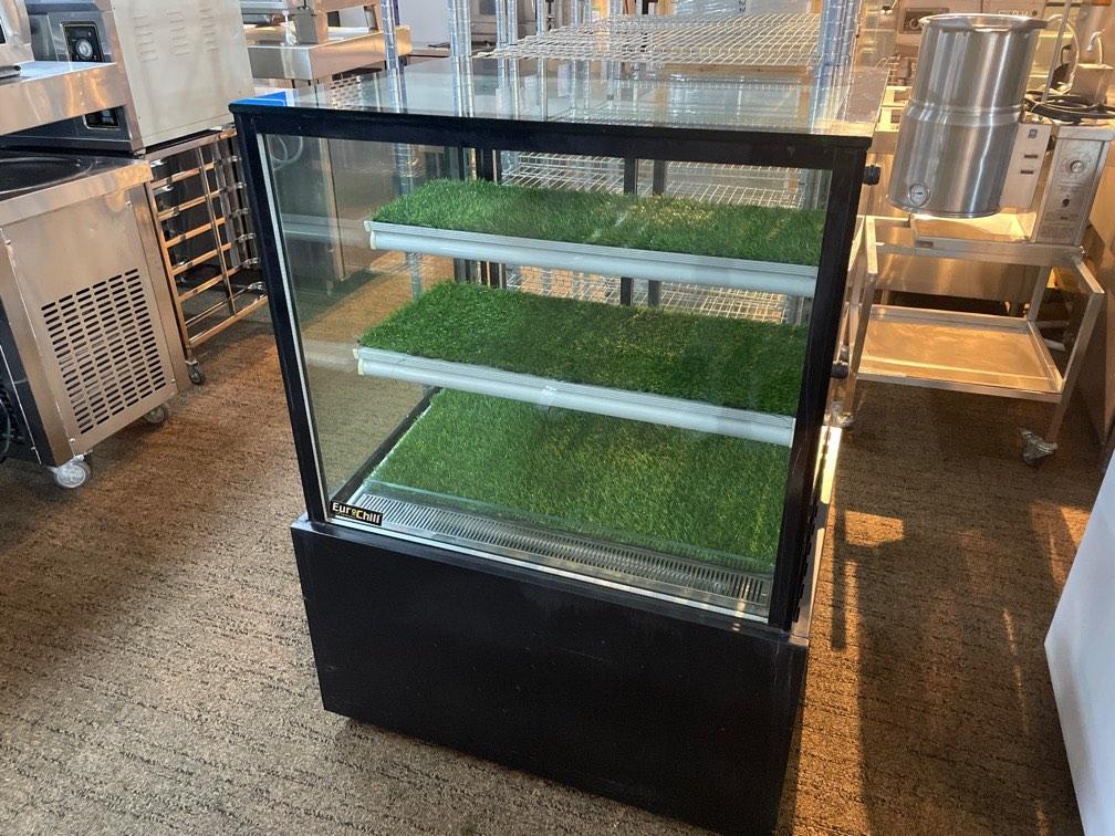 Euro chill display showcase / display chiller / cake showcase, TV ...