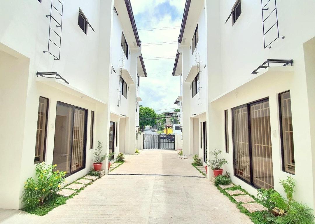 Exclusive & Gated 3-Storey Townhouse Units for Sale in La Milagrosa ...