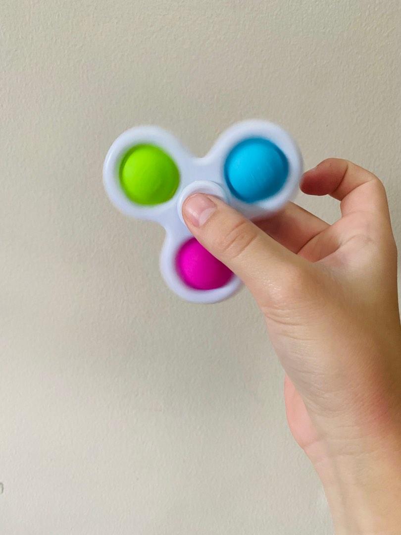 fidget spinner pop it, Hobbies & Toys, Toys & Games on Carousell