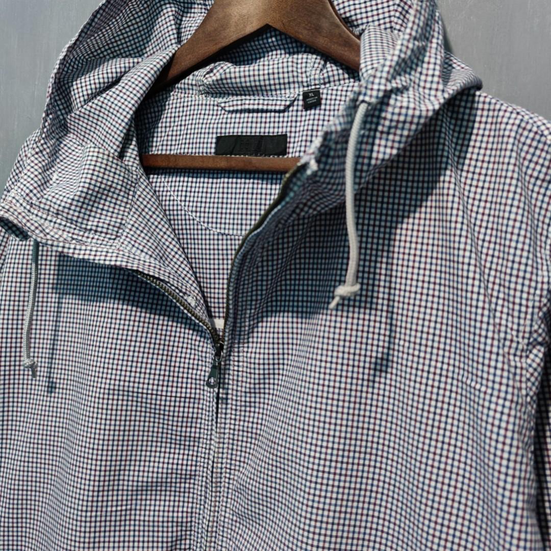 FREE SF |UNIQLO CHECKERED LIGHT JACKET, Men's Fashion, Coats, Jackets ...