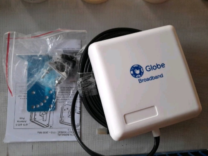 Globe Mimo 18dbi antenna, Computers & Tech, Parts & Accessories, Cables ...