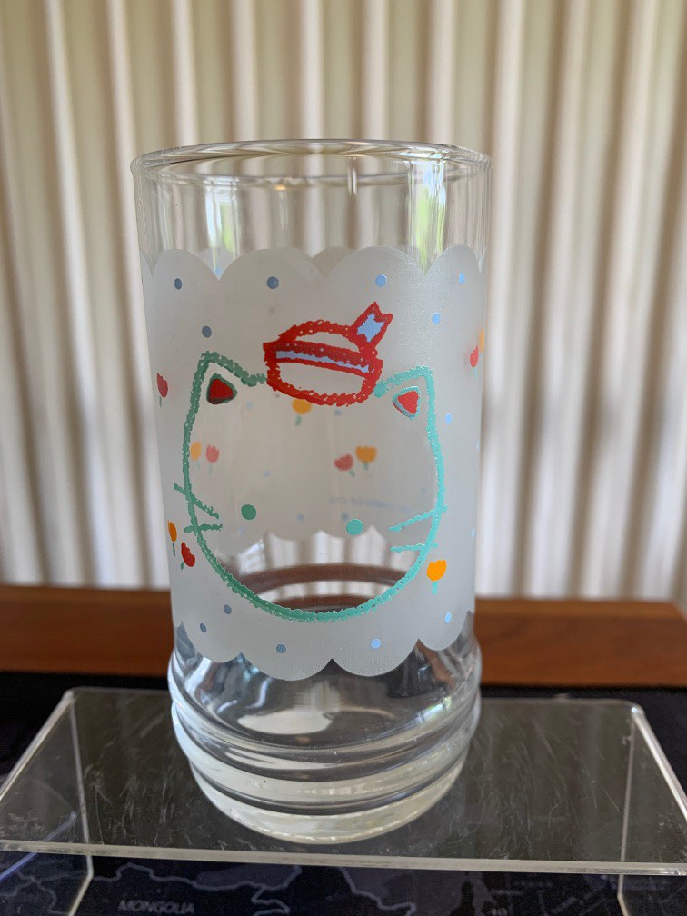 Hello Kitty ? glass copyright 1979, 1985 sanrio, Furniture & Home ...