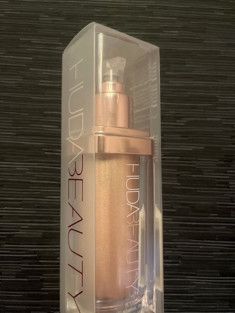 Huda beauty body highlighter, Beauty & Personal Care, Bath & Body, Body ...