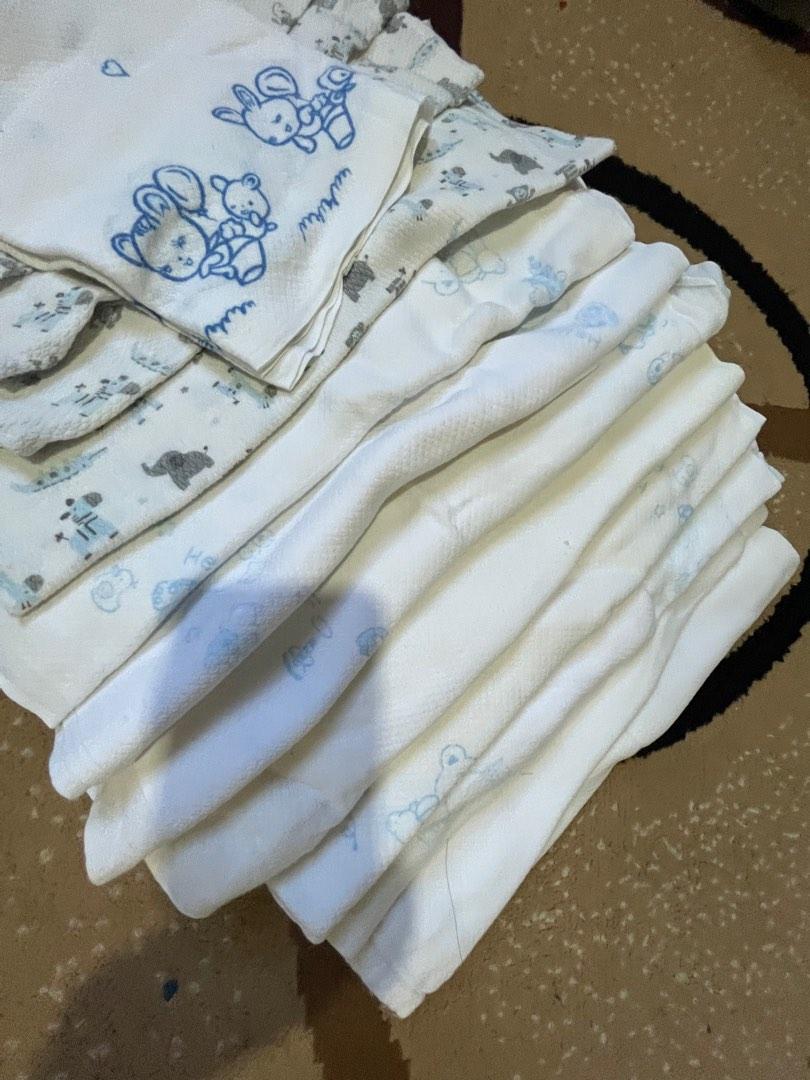 Lampin malambot magandang klase, Babies & Kids, Babies & Kids Fashion on Carousell