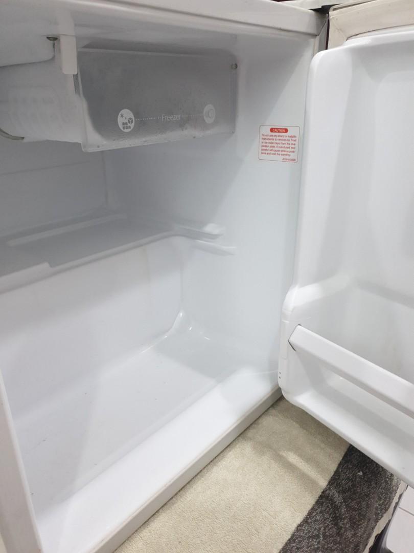 LG Mini Bar Fridge GR-051SSF 46L, TV & Home Appliances, Kitchen ...