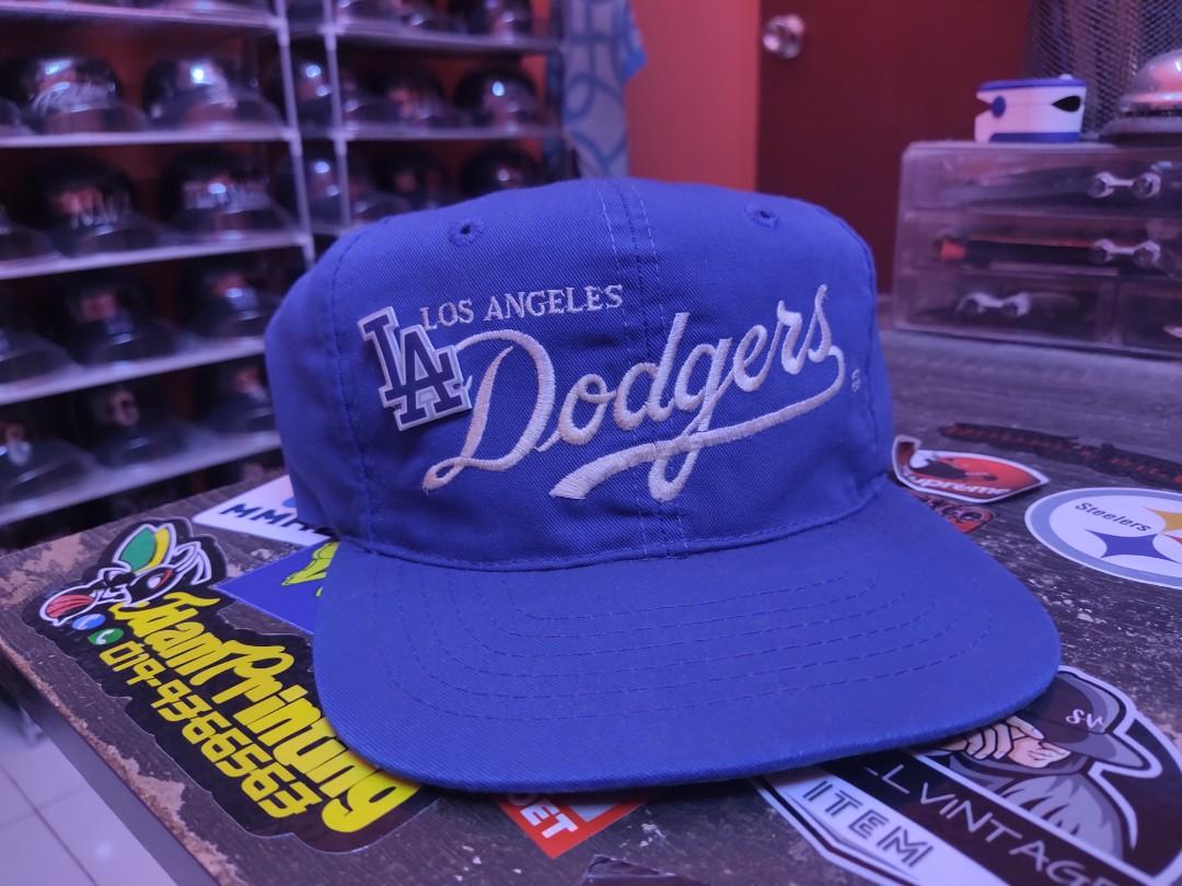 Los Angeles Dodgers Script Twill c/w LA pin, Men's Fashion, Watches ...