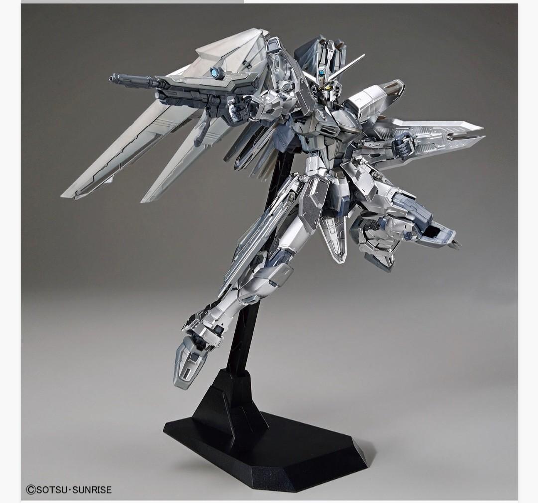 MG 1/100 THE GUNDAM BASE LIMITED FREEDOM GUNDAM Ver.2.0[SILVER COATING ...
