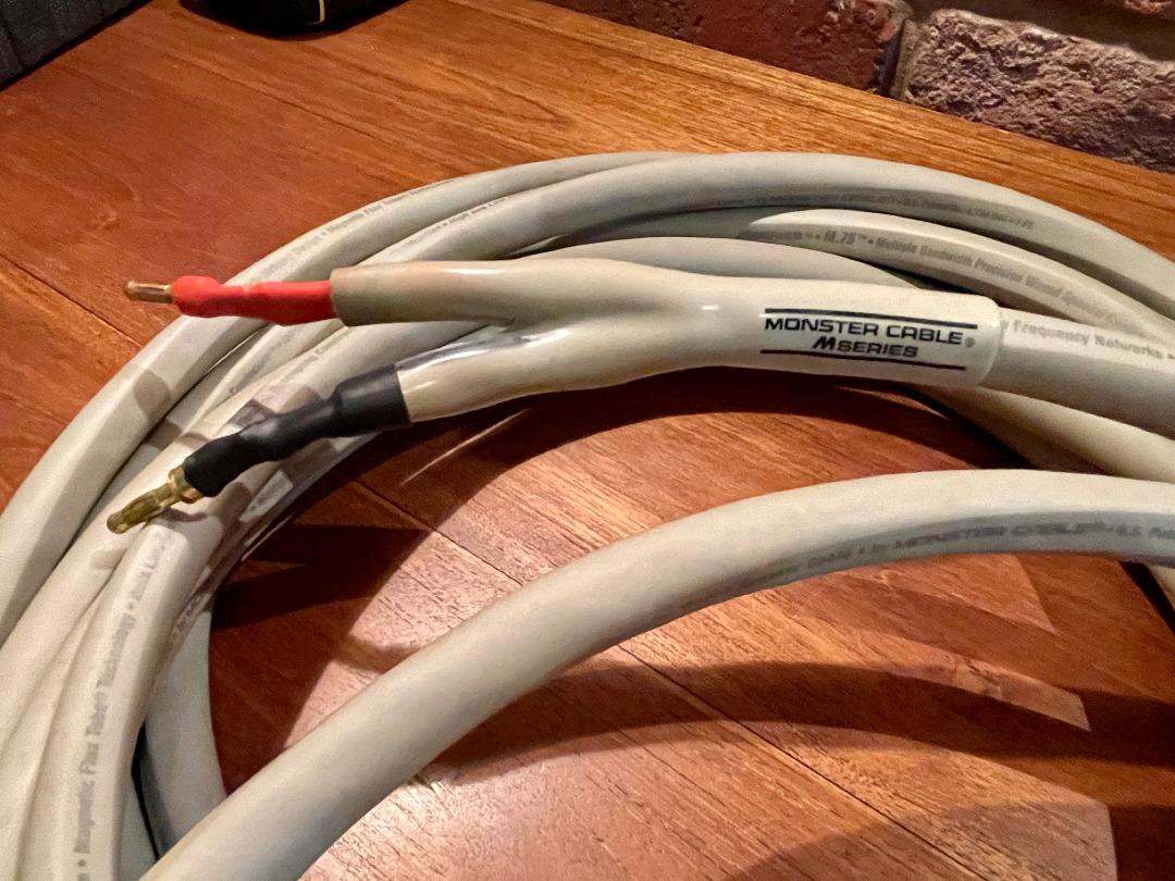 Monster Cable M-Series M.75 speaker cables. 4 metre pair. Banana plugs ...
