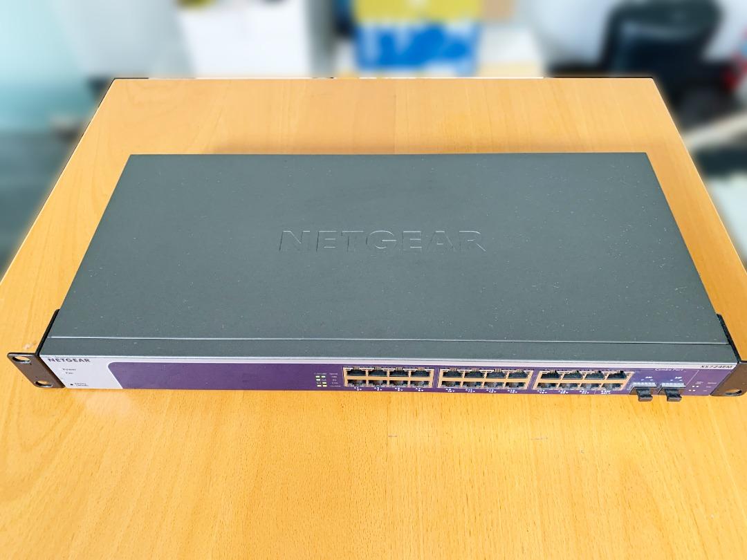 NETGEAR 24-Port 10-G/Multi-GbE Smart Managed Plus Switch (XS724EM ...