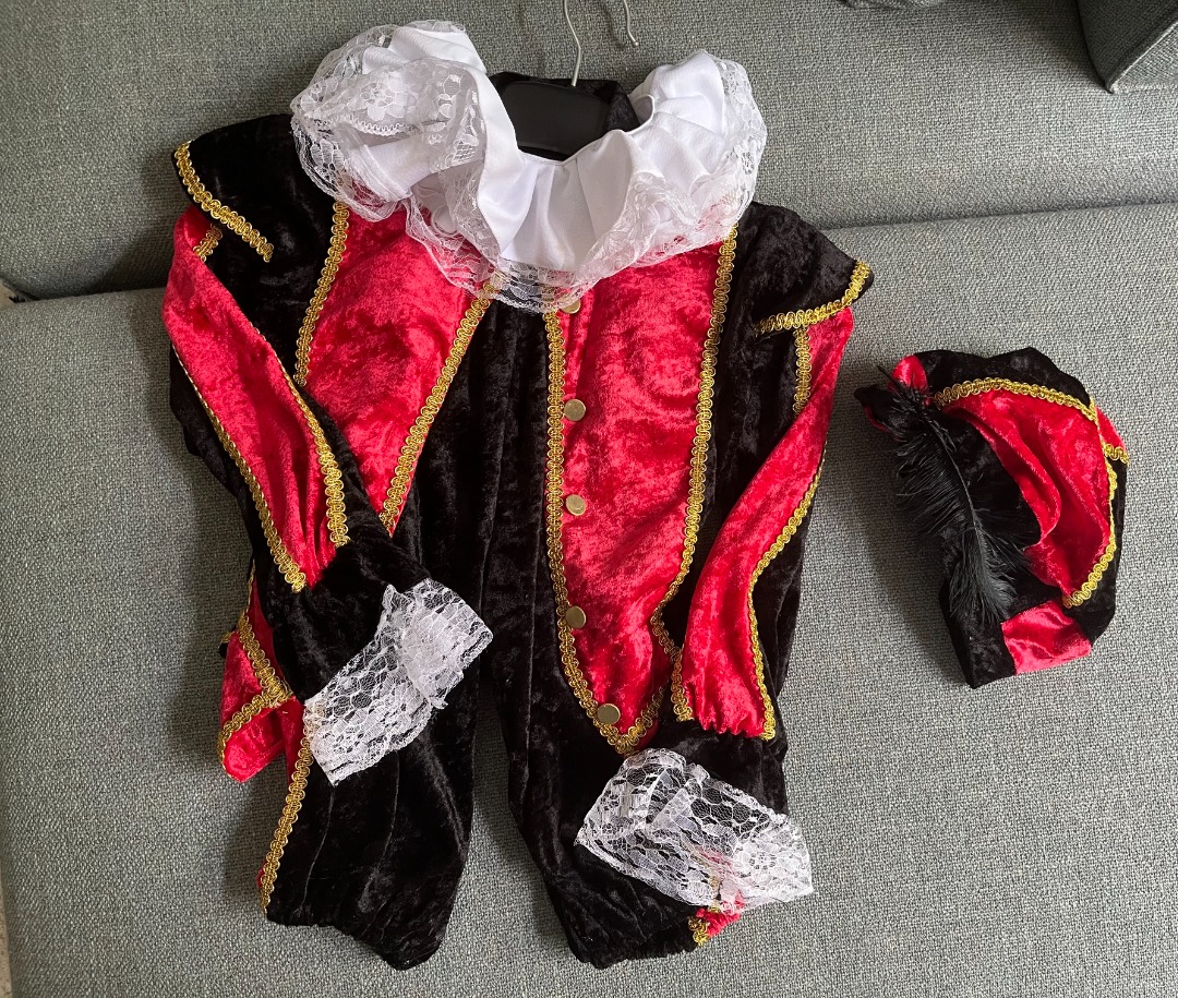 Piet costume for Sinterklaas, Babies & Kids, Babies & Kids Fashion on ...