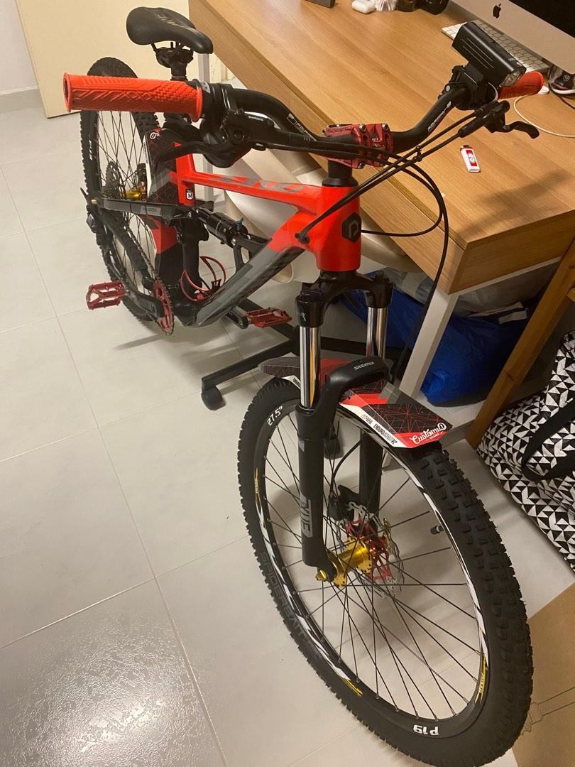 Polygon D5 2022 model (27.5), Sports Equipment, Bicycles & Parts ...