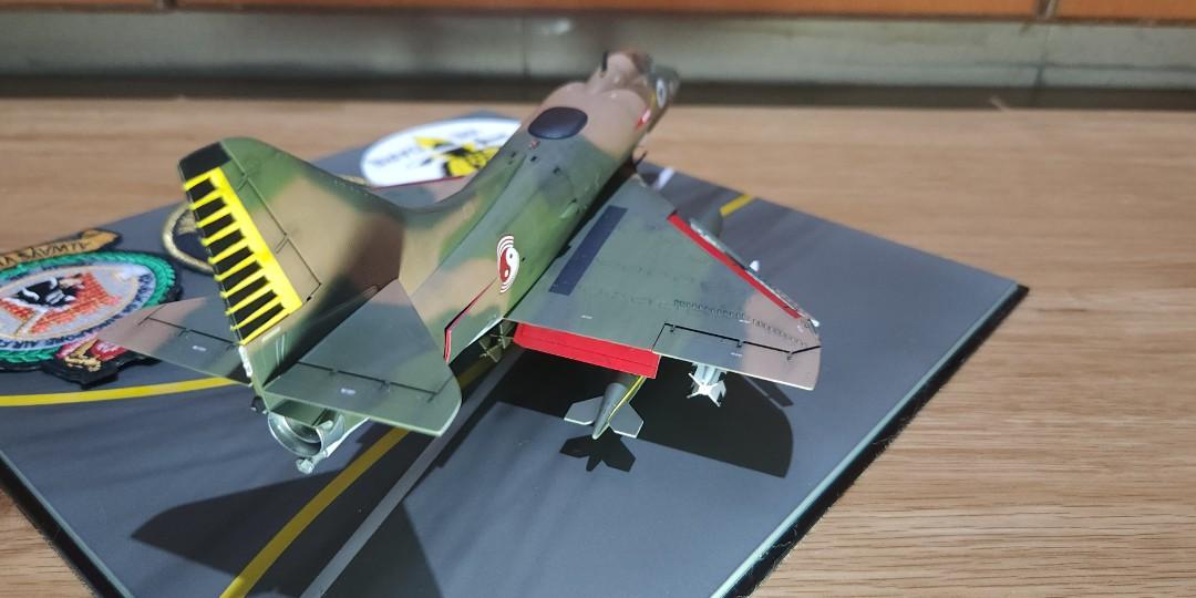 RSAF A4S-1 Skyhawk Aircraft, Hobbies & Toys, Toys & Games on Carousell