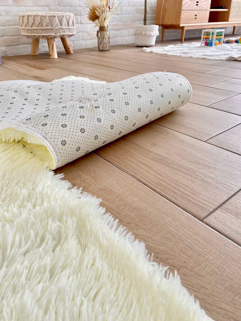 Soft Scandinavian carpet ( 2 sizes), Furniture & Home Living, Home ...
