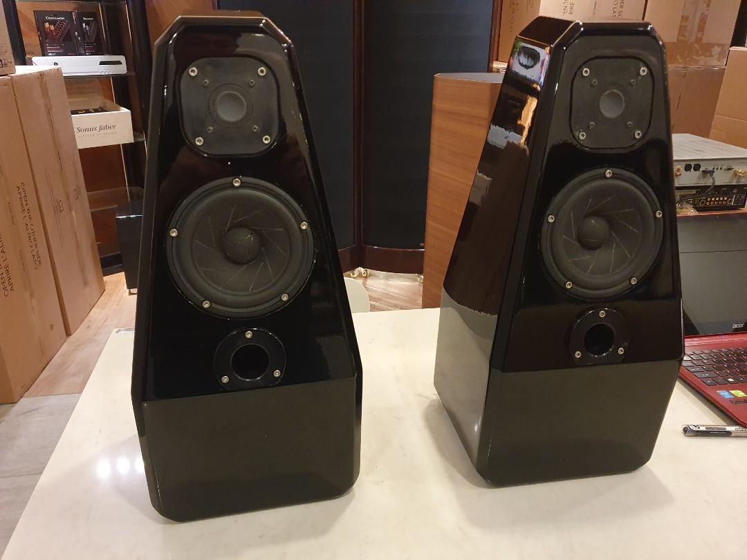 Wilson Audio Watch one surround speaker, Audio, Soundbars, Speakers ...