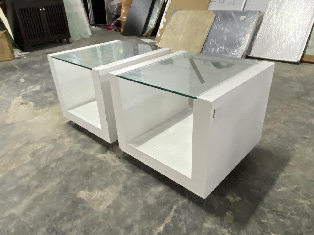 Wooden Glass Top Side Table White Colour / Meja Sisi Atas Kaca Kayu ...