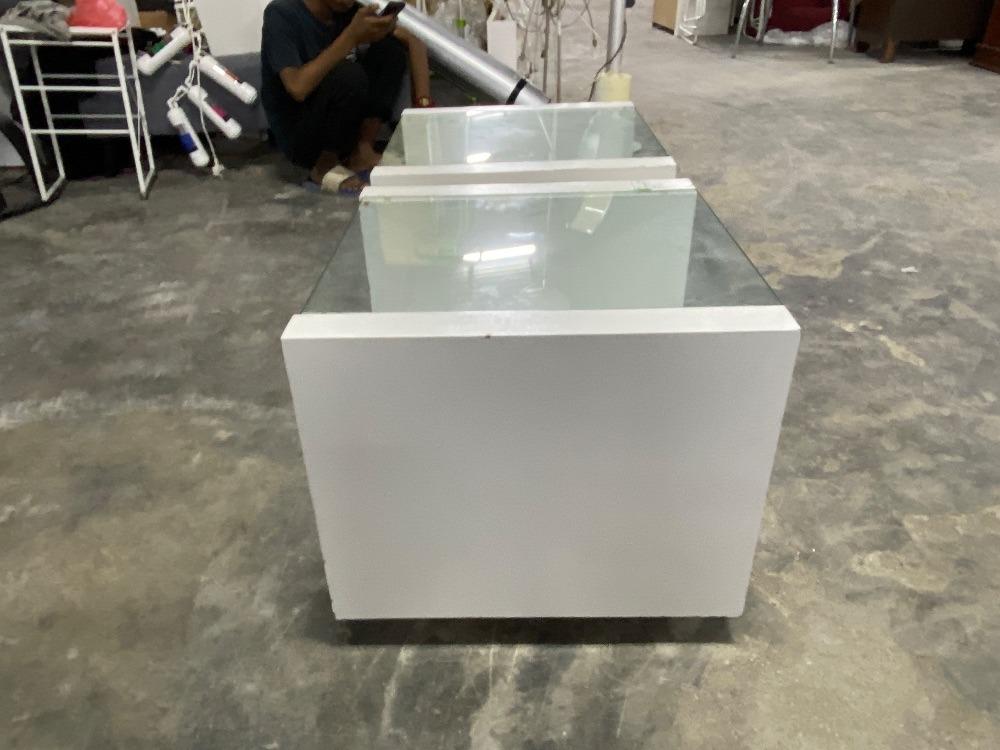 Wooden Glass Top Side Table White Colour / Meja Sisi Atas Kaca Kayu ...